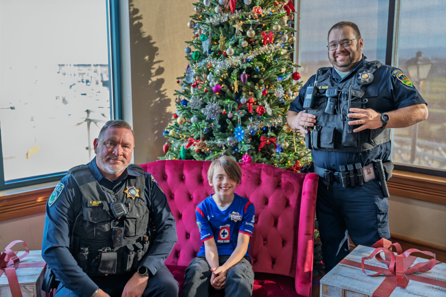 BLR Tribal Police Participate in "Shop With a Cop" this Holiday Season ...